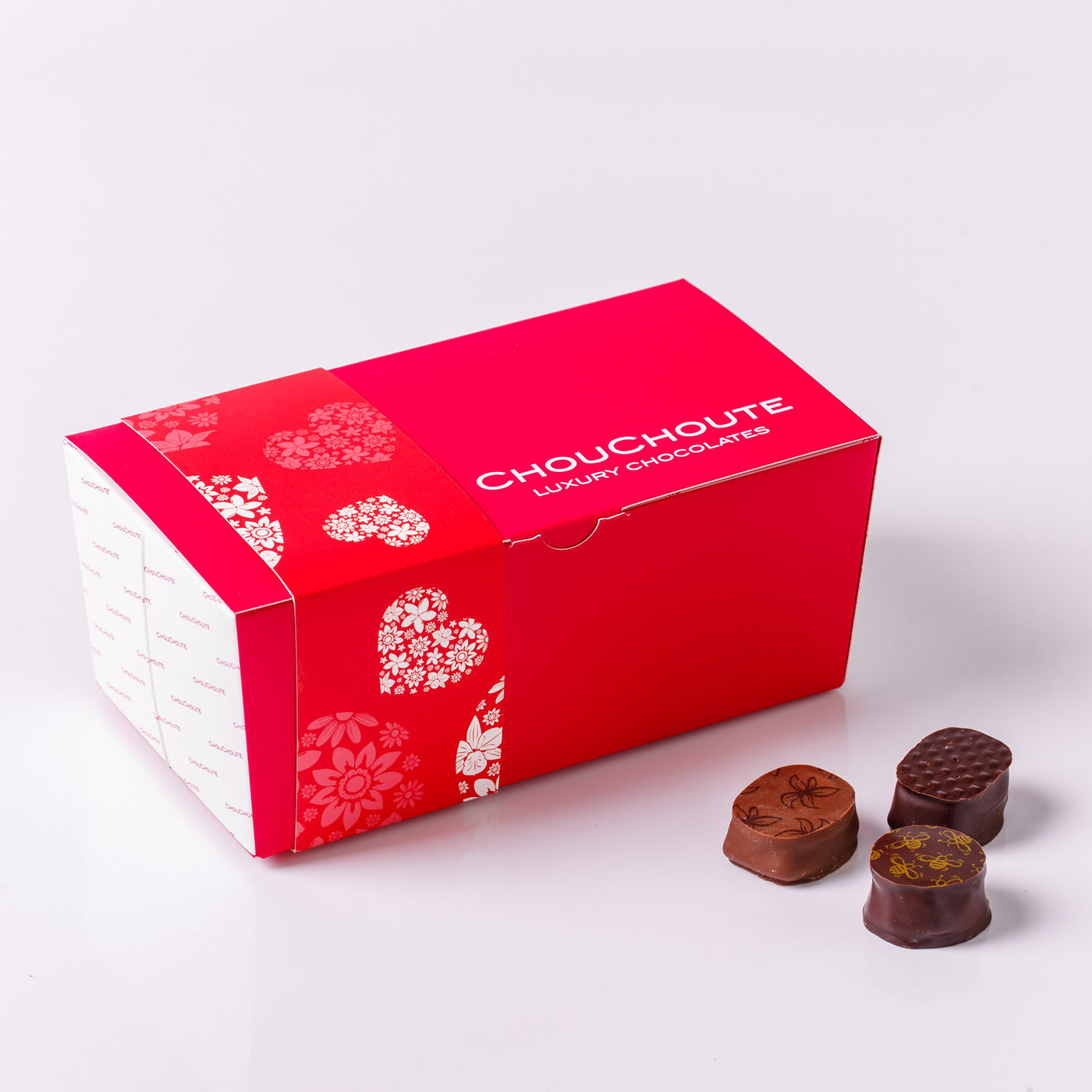Ballotin 42 Chocolates Assortment Alcohol-Free Love Heart sleeve